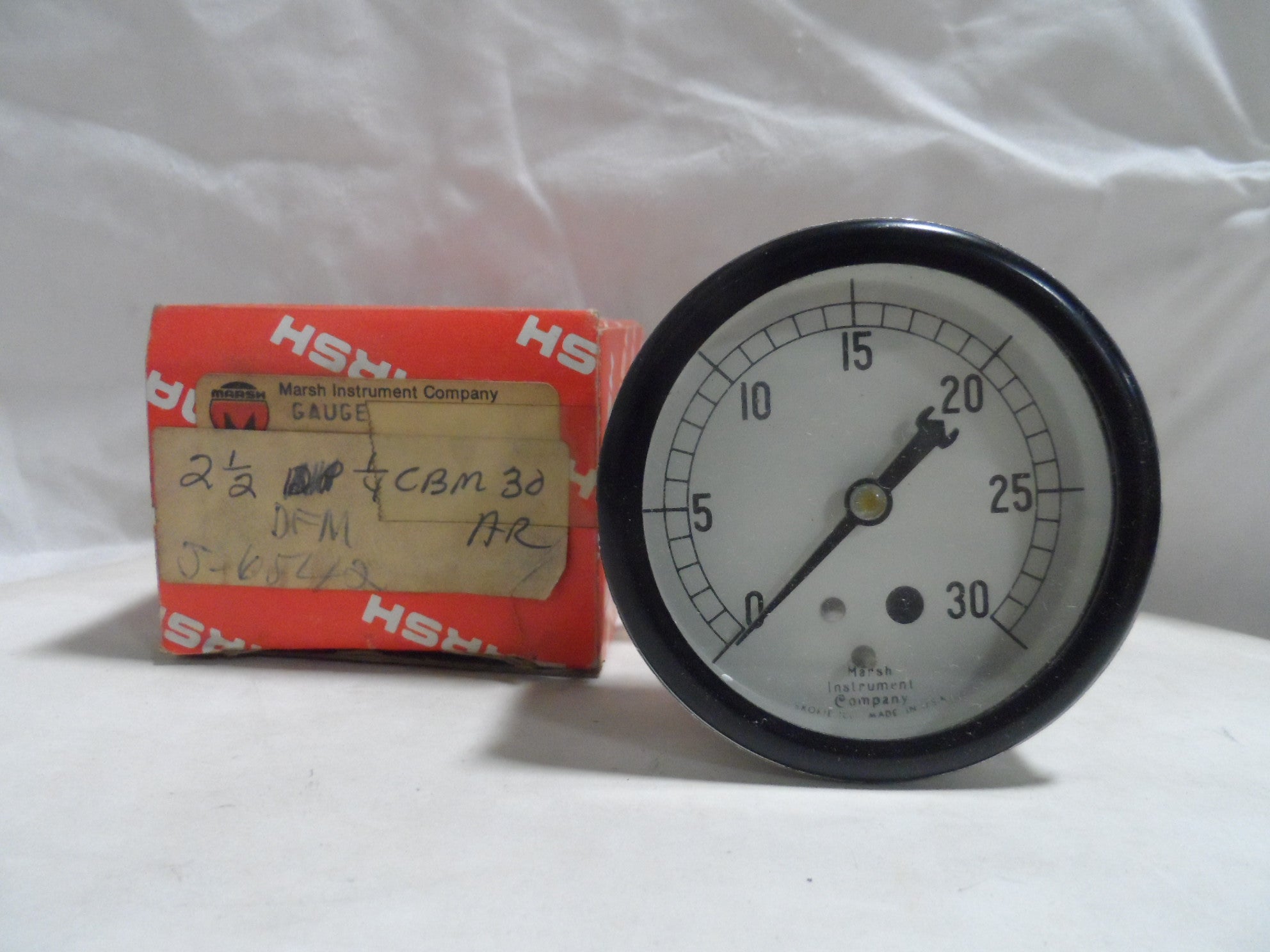 MARSH INSTRUMENT COMPANY J6542 GAUGE – Ideal Surplus