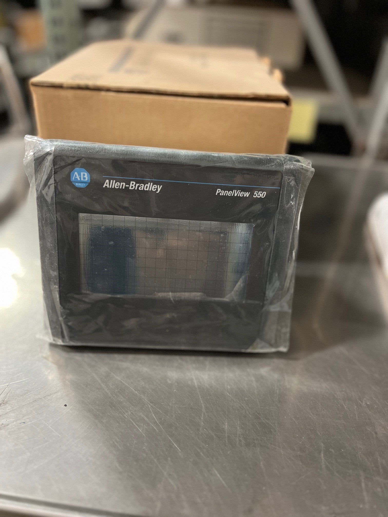 Allen Bradley 2711-T5A2L1 FRN 4.46 PanelView 550 HMI Touchscreen Opera ...