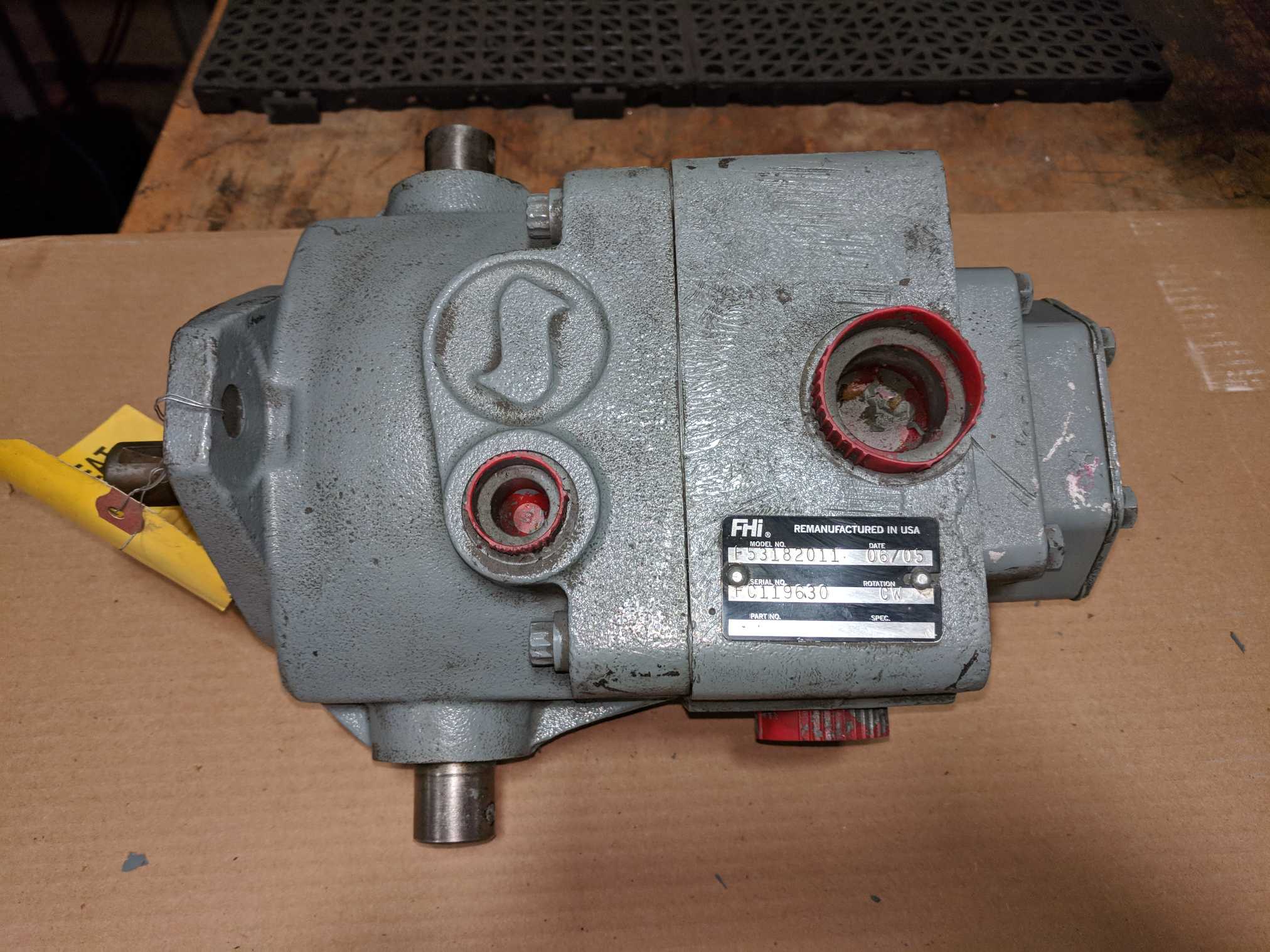 SUNDSTRAND 18 SERIES HYDRAULIC PUMP CW ROTATION, 7/8" DIA X 1-3/4" LEN ...