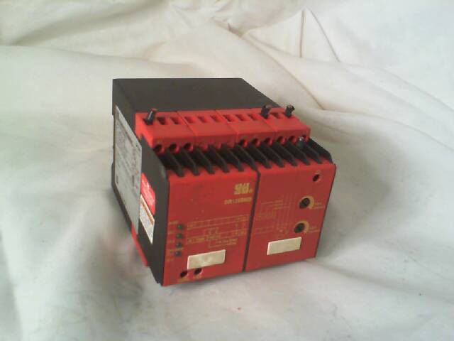 Omron STI SR125SMS02 Safety Relay 115VAC 50/60Hz +15%/-15% 44510-1252 ...