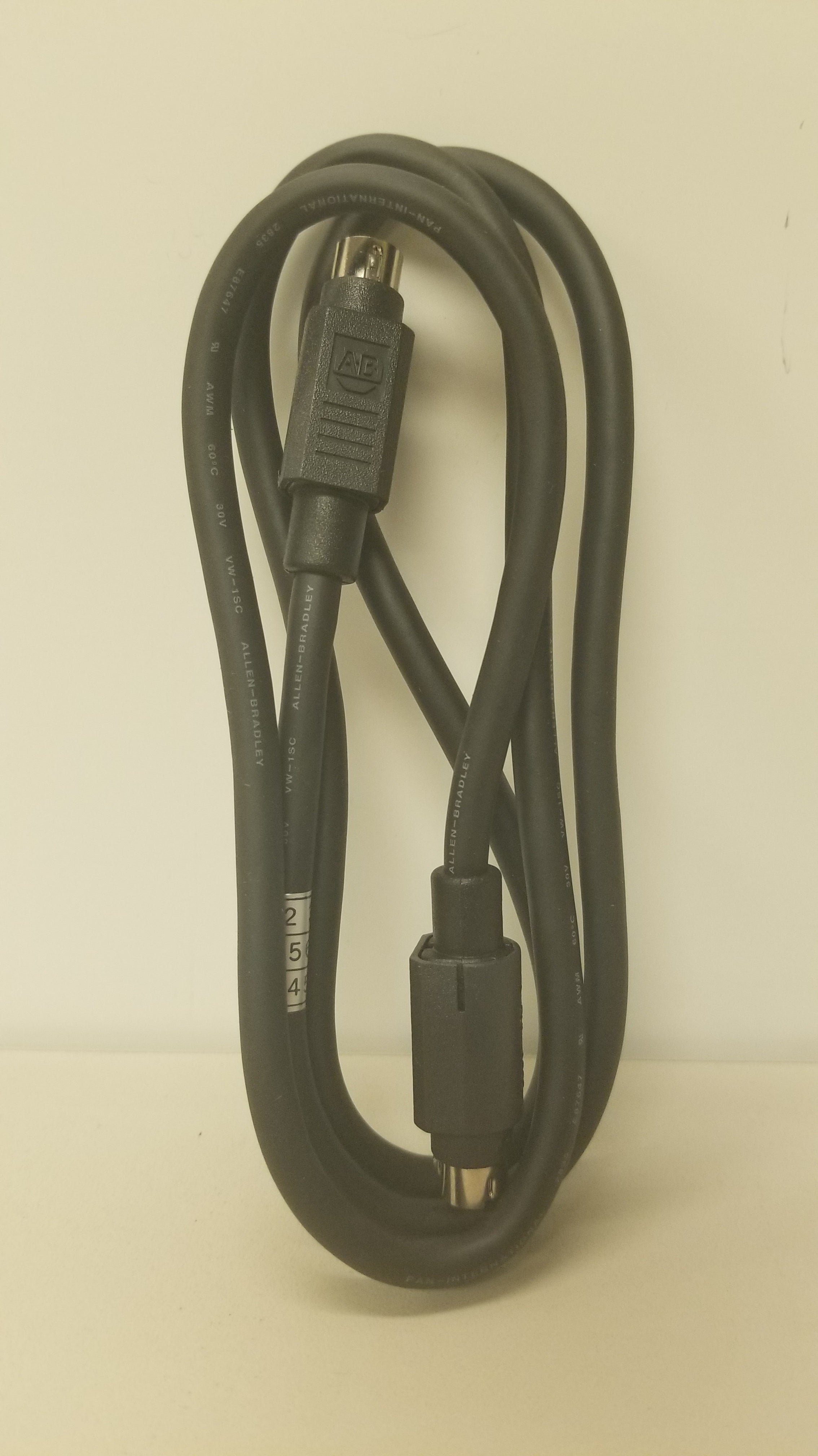 Allen Bradley 1202-C10 /A HIM Communications Cable 1M Length – Ideal ...