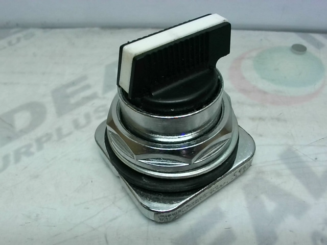 Siemens 52SA2CDB Selector Switch 3 Position Spring Return – Ideal Surplus
