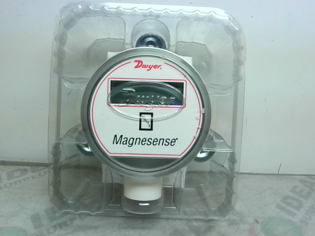 Dwyer MS-111-LCD Magnesense Differential Pressure Transmitter – Ideal ...