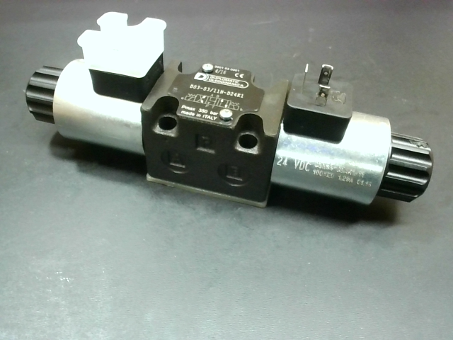 Duplomatic DS3-S3-11N-D24K1 Hydraulic Solenoid Valve Pmax 350 Bar 24VD ...