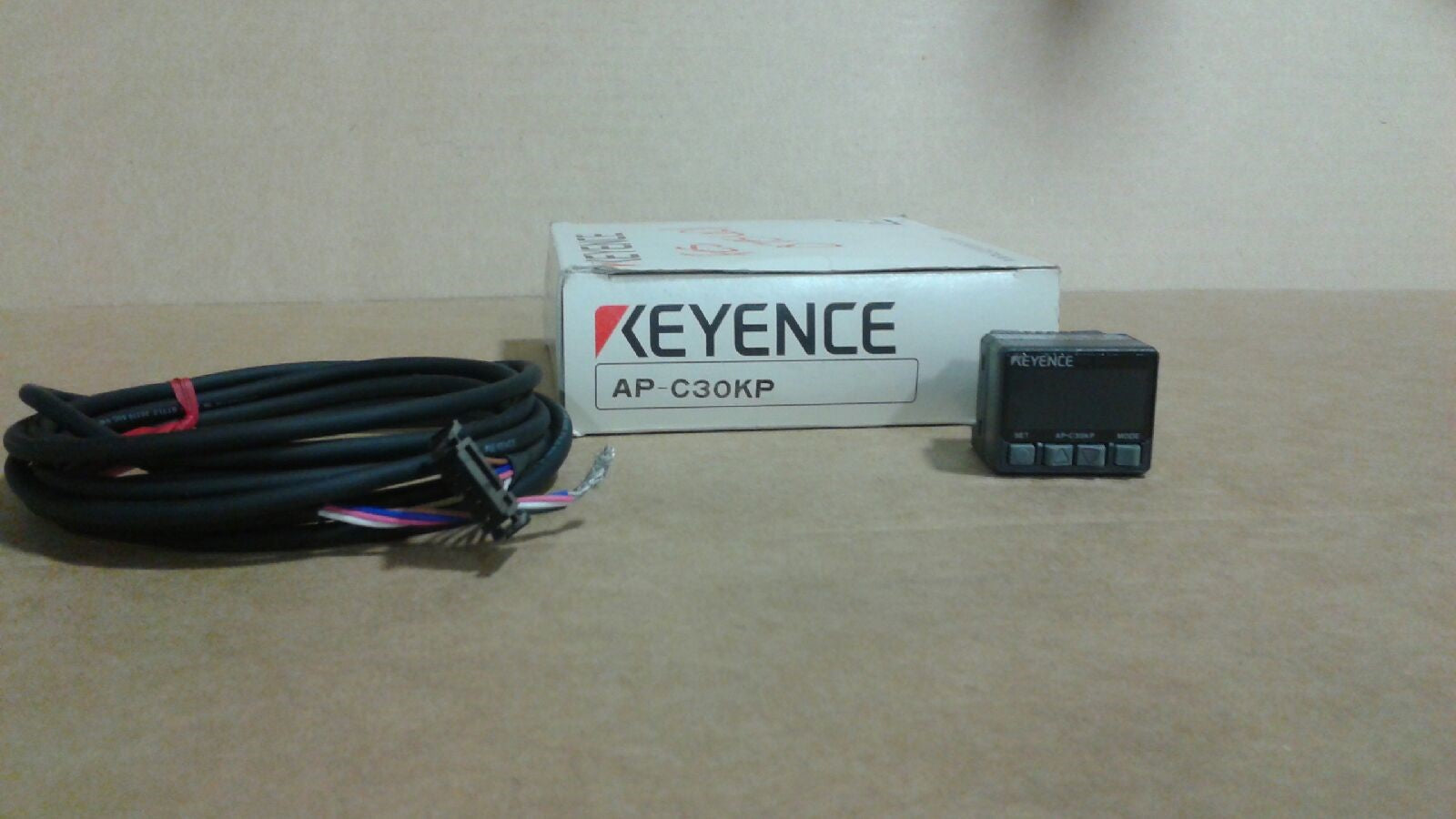 KEYENCE AP-C30KP DIGITAL COMPOUND PRESSURE SENSOR – Ideal Surplus