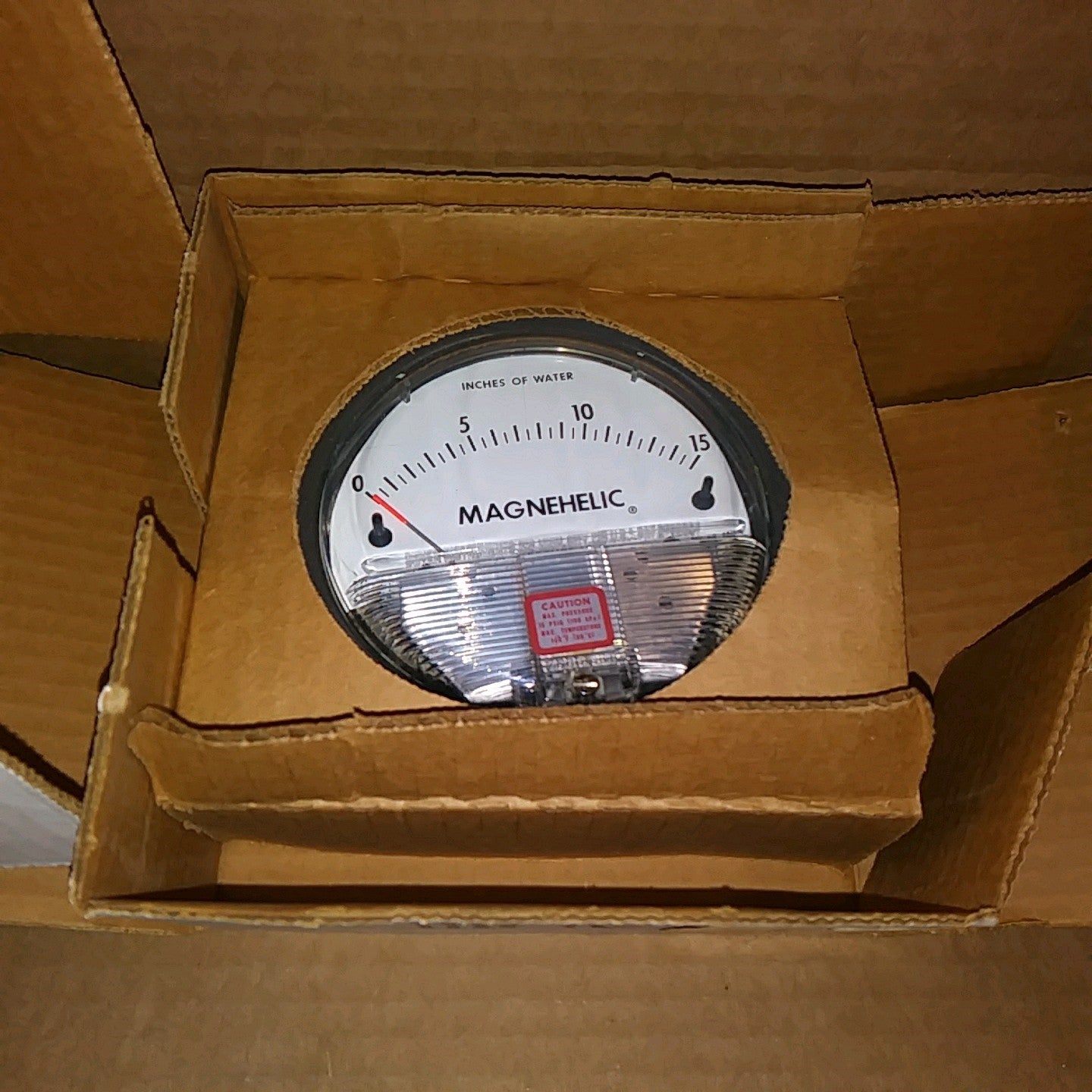 Dwyer Model 2015 Magnehelic Differential Pressure Gauge – Ideal Surplus