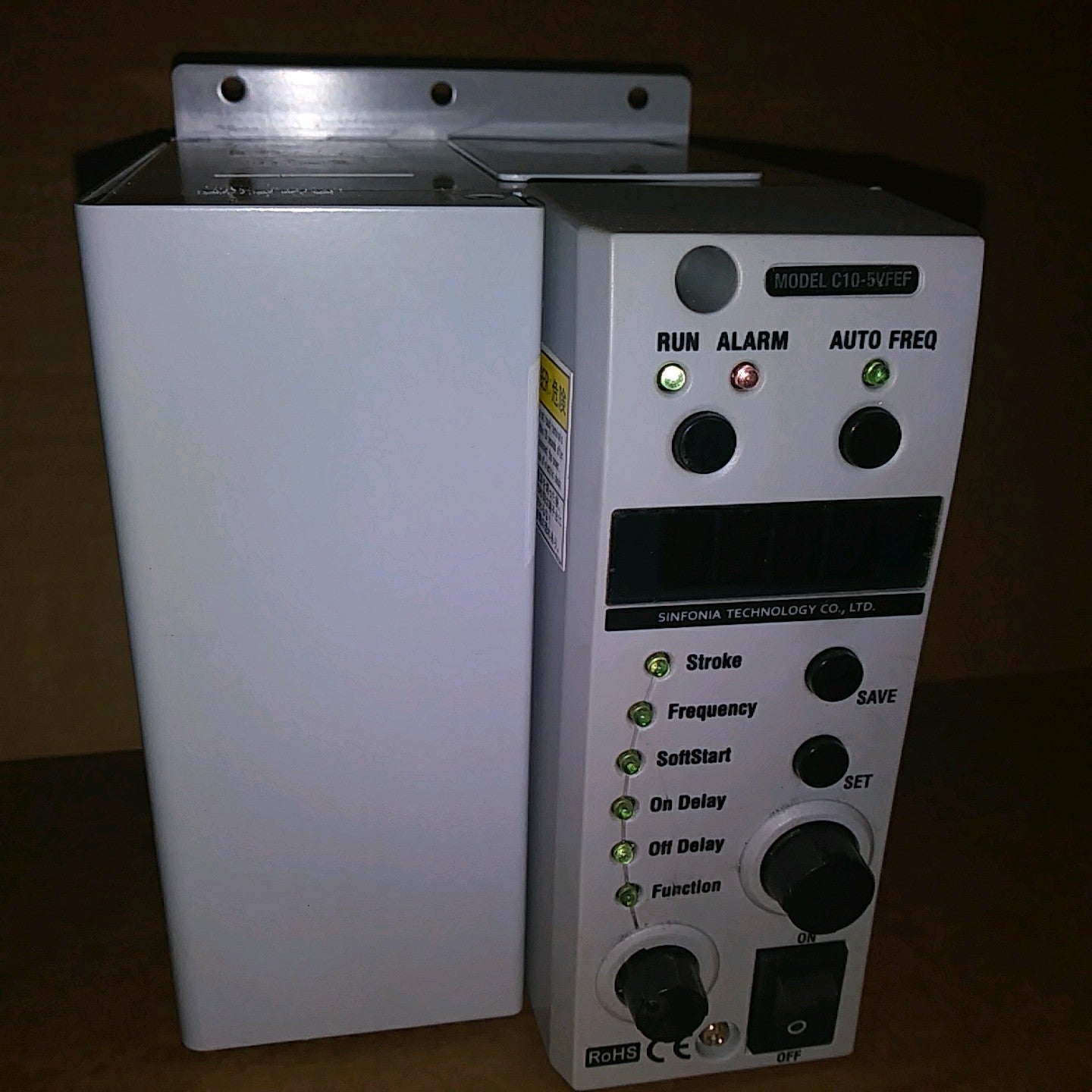 Sinfonia C10-5VFEF Part Feeder Controller – Ideal Surplus
