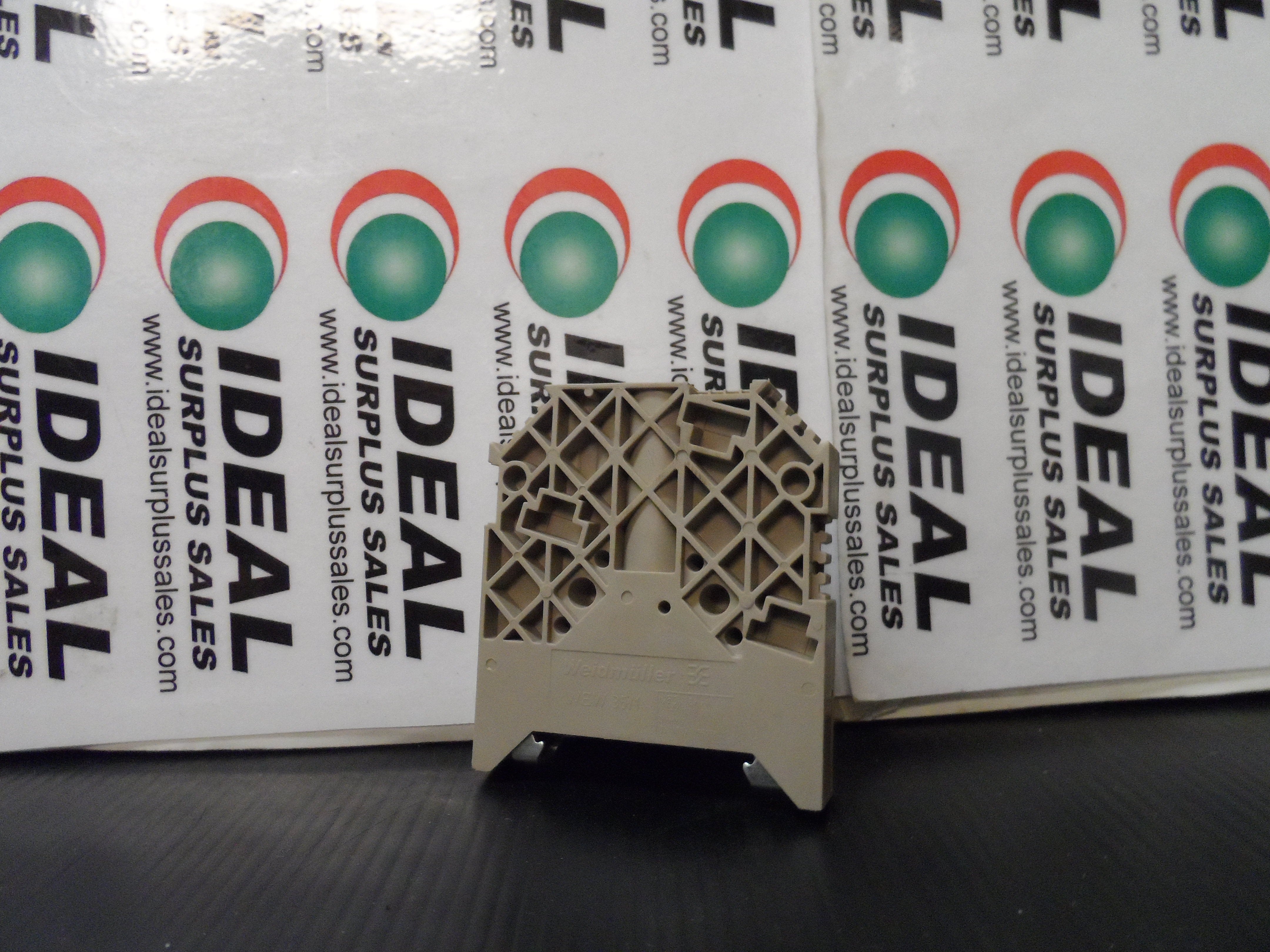 BRACKET, WEIDMULLER WEW 35/1 : END BRACKET FOR TS 32 TERMINAL RAIL ...